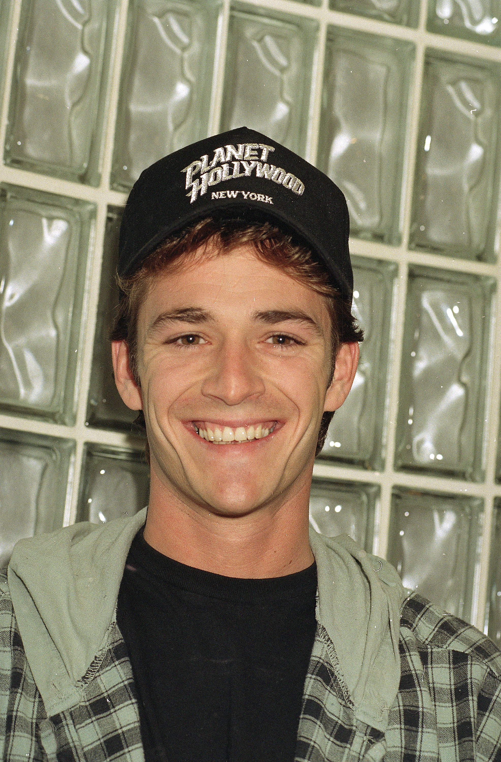 Edad De Luke Perry Luke Perry, Star Of Beverly Hills, 90210, Dies Aged