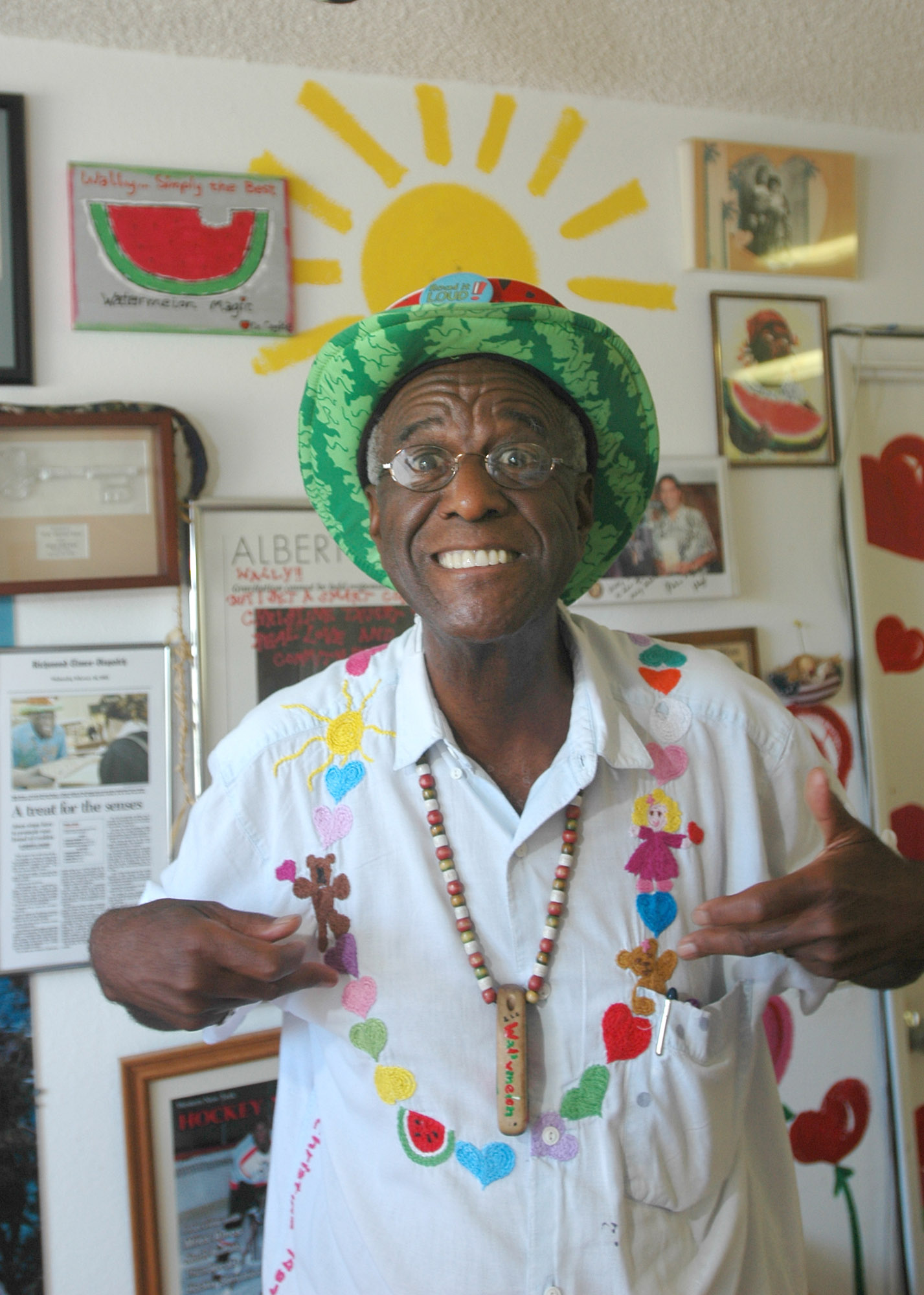 Wallace Amos Biography Wally Amos, Founder Of Famous Amos, Dies At 88