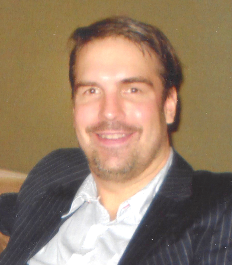 Matthew Hilburn's Instagram, Twitter & Facebook on IDCrawl