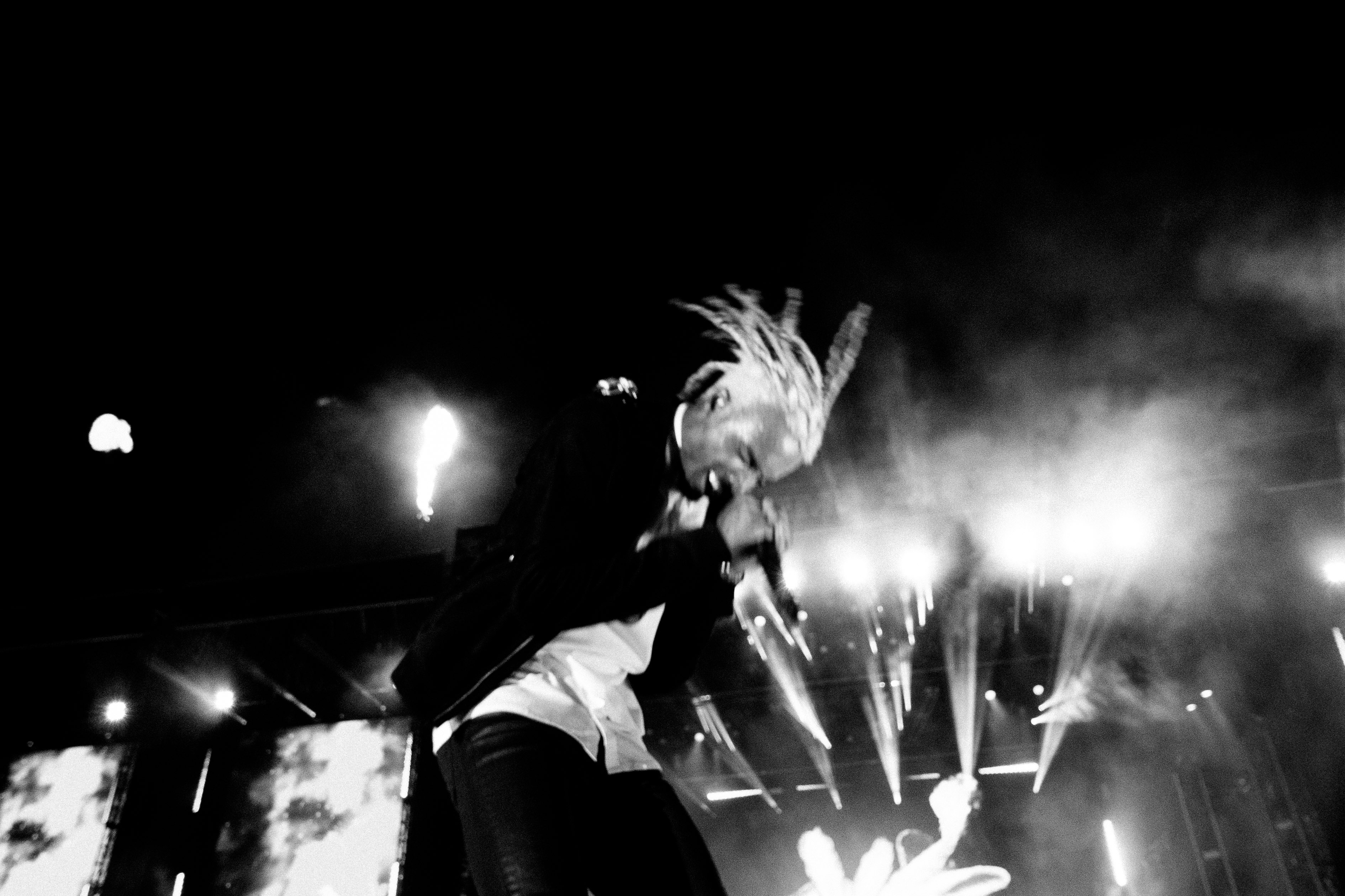 A photographer turns his lens from hip-hop concerts to MAGA rallies ...