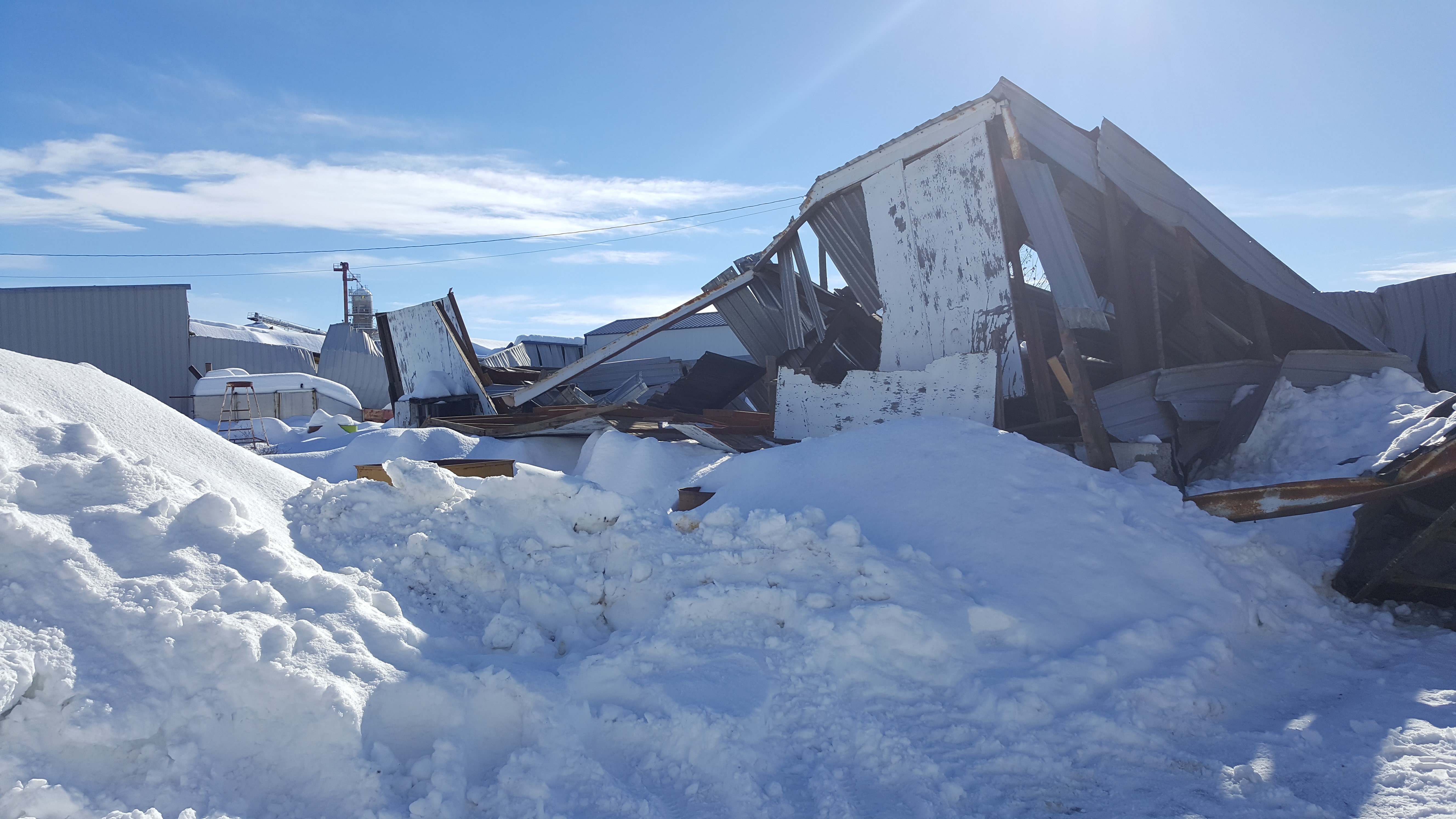 ‘A lot of scared people’: Relentless snow collapses hundreds of Idaho ...
