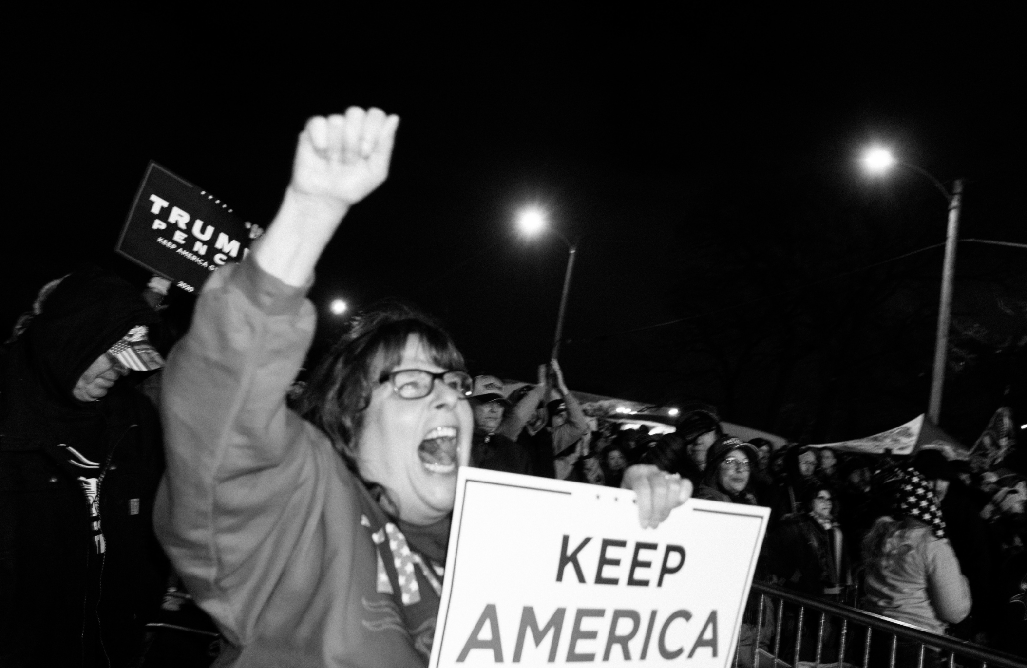 A photographer turns his lens from hip-hop concerts to MAGA rallies ...