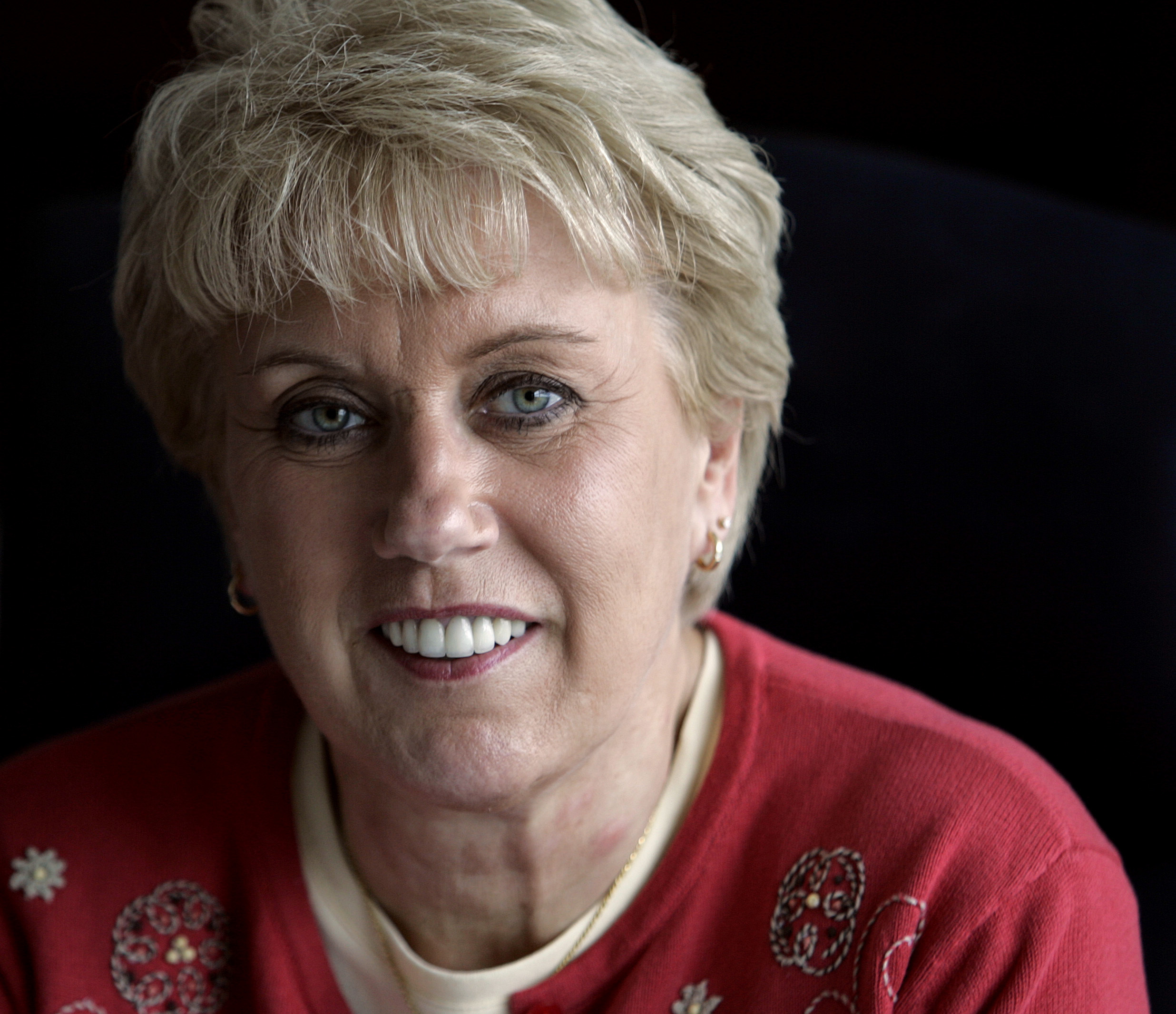 Theresa Muth's Instagram, Twitter & Facebook on IDCrawl