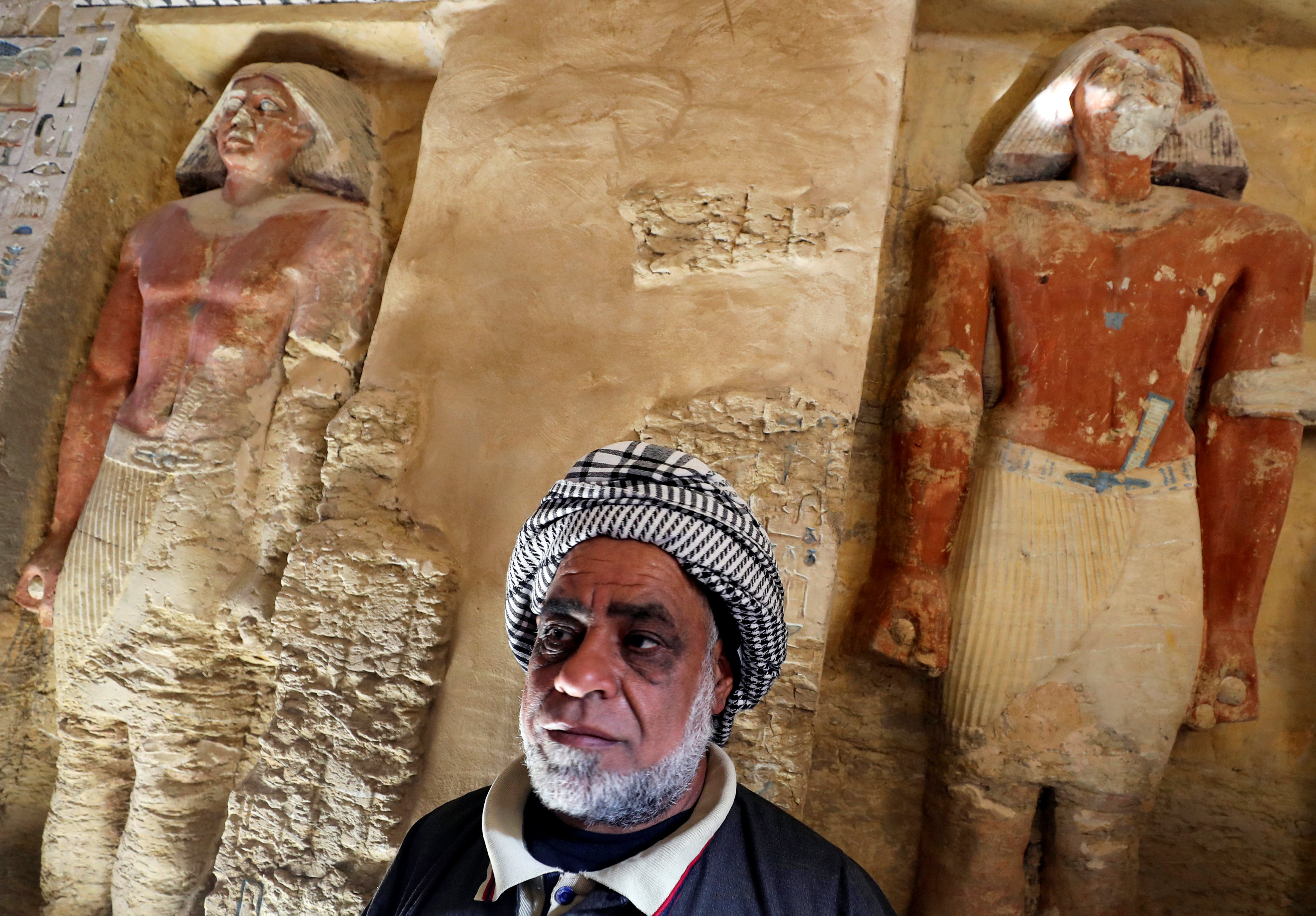 Look inside a ‘one of a kind,’ 4,400-year-old tomb discovered in Egypt ...